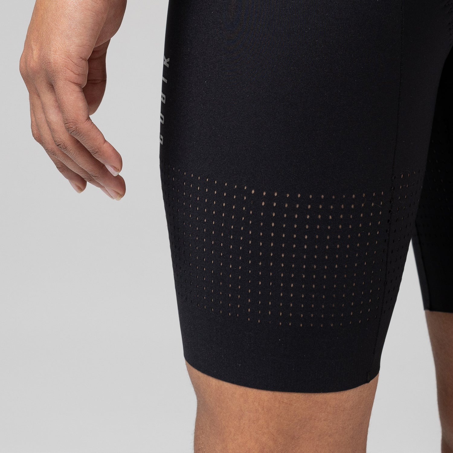 ULTRALITE Black · Bib Shorts · Men – Gobik